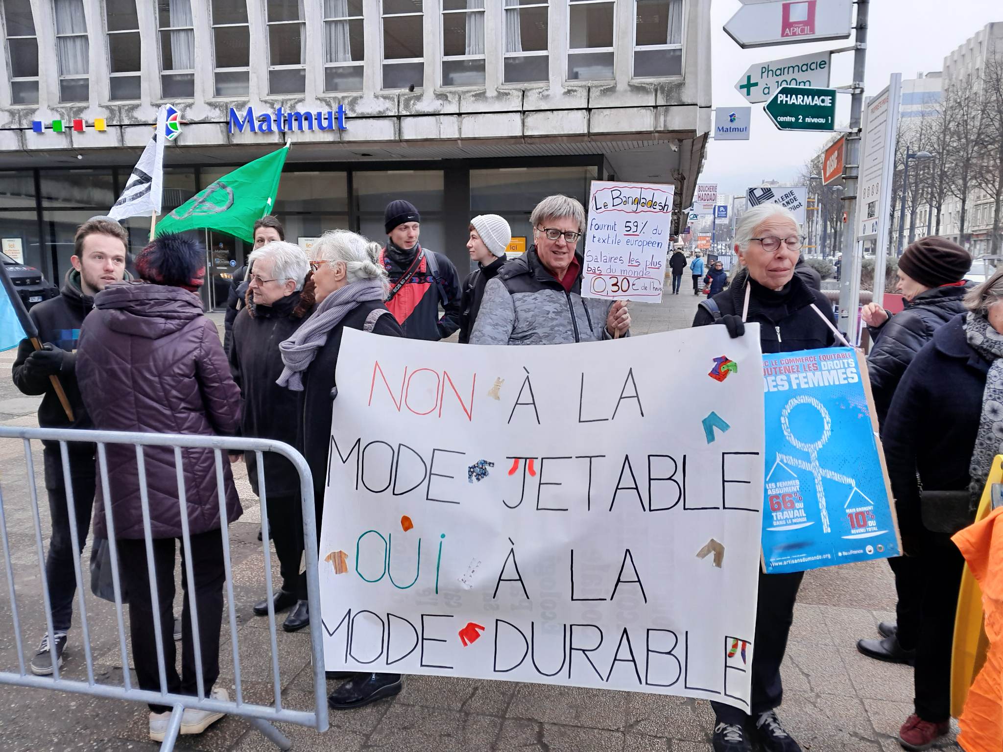 Shein, Primark… : le mouvement Zero Waste mobilisé contre l’offensive ...